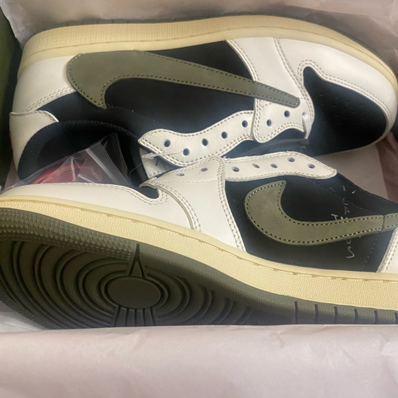 Shoes | Travis Scott Jordan 1s Low | Poshmark